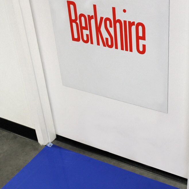 Surface Sampling for ISO Class 5 Primary Engineering Controls ...