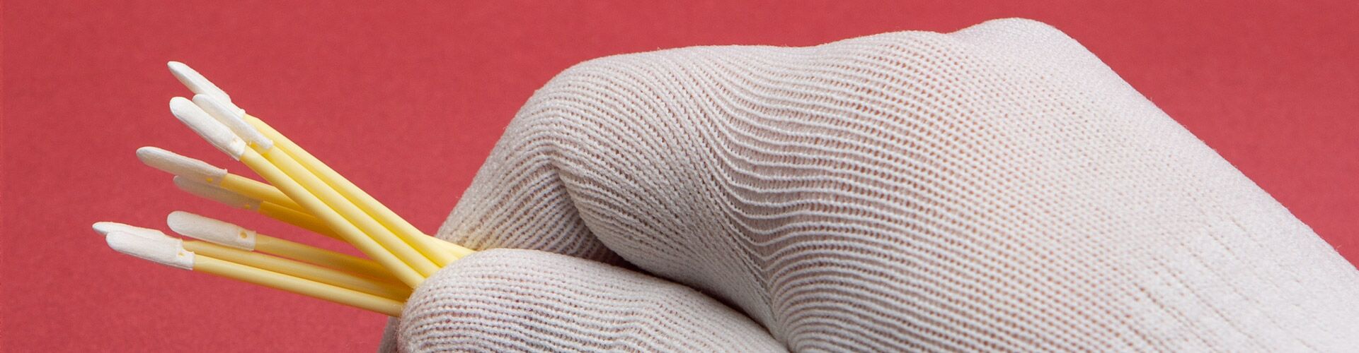 Lab-Tips® Small Nonwoven Polyester Swabs - Berkshire Corporation